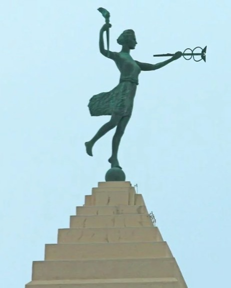 Removal & Restoration of Iconic “Spirit of Progress” Statue — RNRA Chicago