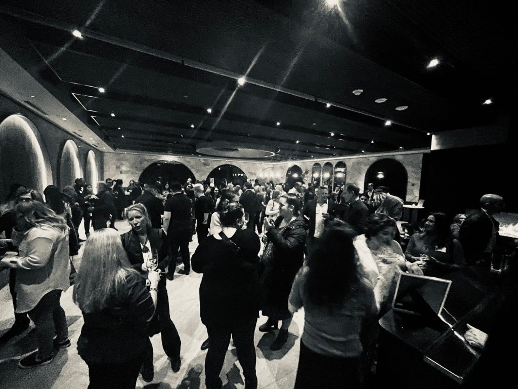 Photo Gallery “I Love River North” Happy Hour at Chicago Winery — RNRA Chicago